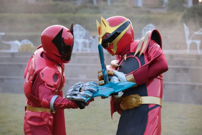 Gozyuger Episode 1 "Savior No.1!" Story & Preview Released – "Lone ...