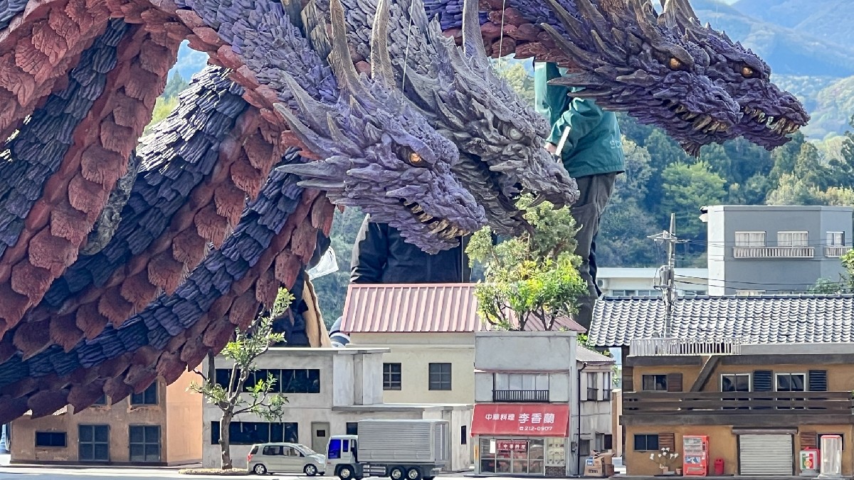 【Tokusatsu】 Brush of the God: The Making of Analog Special Effects ...